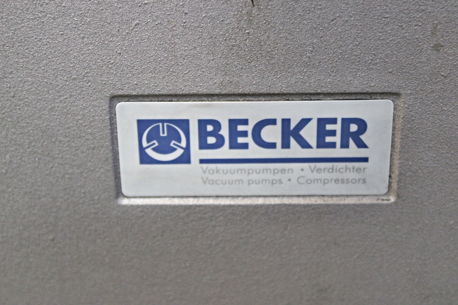Becker U4.250 SA/K-54 Vakuumpumpe -used- – DIMEX Dimetros Hamburg